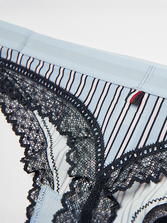 Thong Print | SNIPES