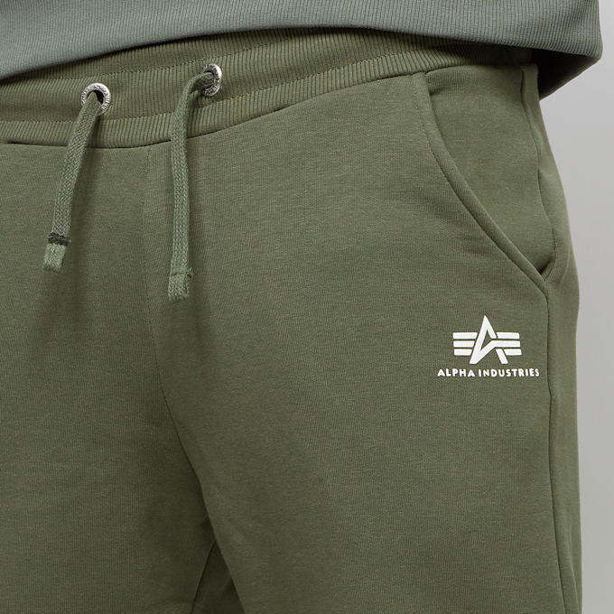 Alpha Industries Basic Jogger Small Logo S Leg groen (108367-142)