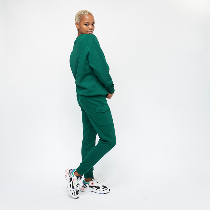 SNIPES Small Logo Essential Tight Cargo Sweatpants groen (SW-PL021-102-01)