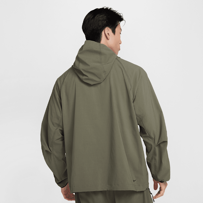 Nike Tech Woven Windrunner Full Zip Jacket grün (HM7151-223)