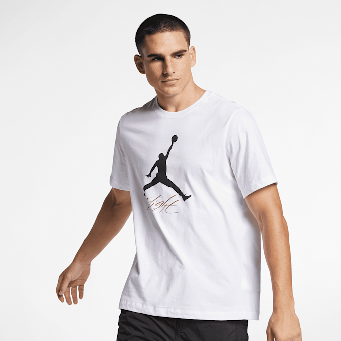 Shop Jordan Jumpman Flight High Brand Read Tee wit | SNIPES