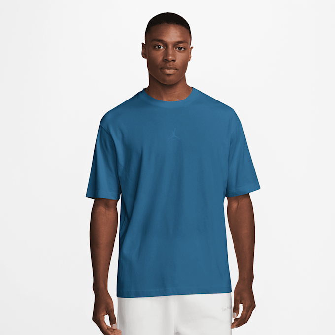 Shop Jordan Flight Essentials 85 Short Sleeve Crew blauw | SNIPES