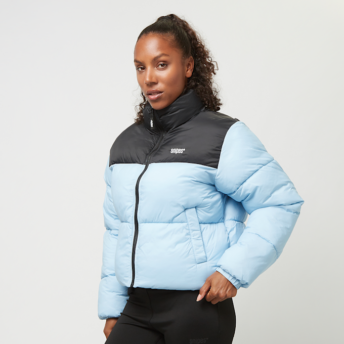 Shop SNIPES Small Logo Esssential Puffer Jacket blauw