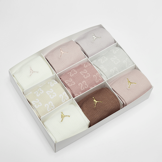 Compra Jordan Holiday Crew Gift Box (9 Pack) bege | SNIPES