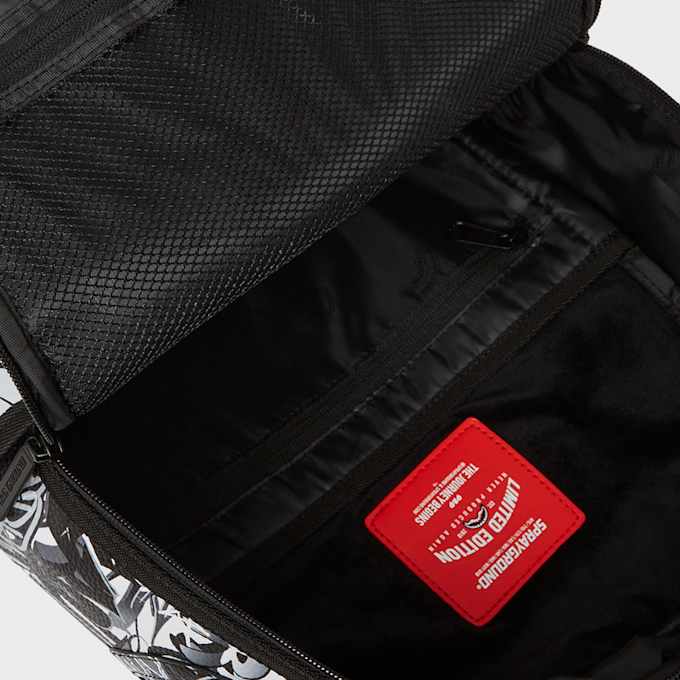 Shop SPRAYGROUND Half Graf Quilt Backpack zwart | SNIPES