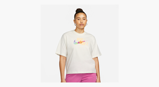 Nike Sportswear T-Shirt beige (FB8191-133)