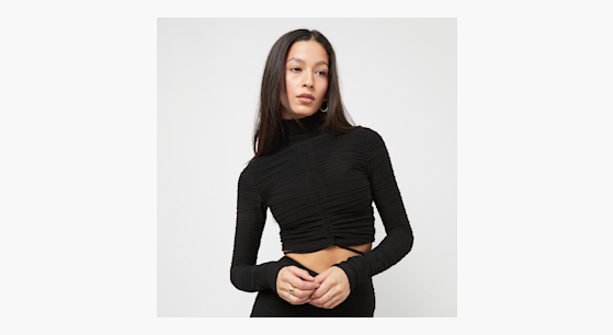 Compra Sixth June Textured Wavy Crop Top negro | SNIPES