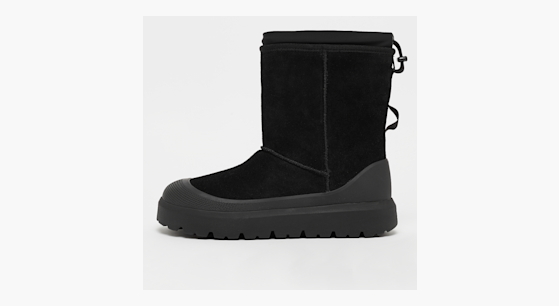 Compra Ugg Classic Short Weather Hybrid Preto Snipes