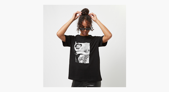 Miss Tee Lip Tattoo Tee schwarz (MST078-BLACK) kaufen