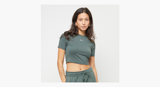 Nike Sportswear Essential Slim Cropped T-Shirt zielony (FB2873-338)