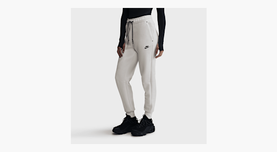 Nike Sportswear Tech Fleece Mid-Rise Jogger blanc | HV6779-110 | SNIPES