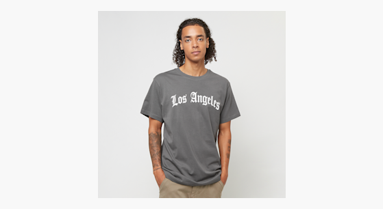 Shop Mister Tee Los Angeles Wording Tee grijs | SNIPES