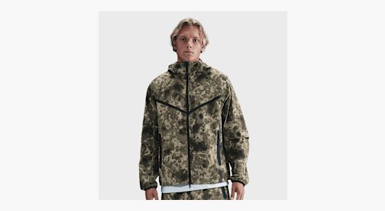 Nike Tech Dri-FIT Woven Camo Windrunner Oversized Jacket camouflage ...