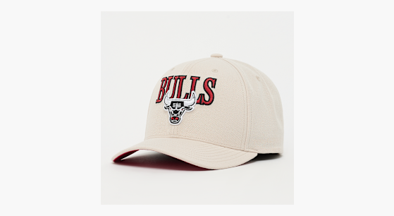 Mitchell & Ness TEAM NAME PRO CROWN NBA CHICAGO BULLS bone beige ...