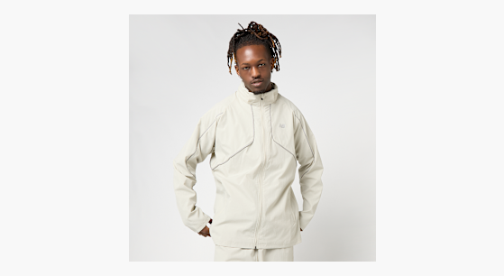 New Balance Reflective Woven Jacket beige | MJ61E2BY_SHY | SNIPES