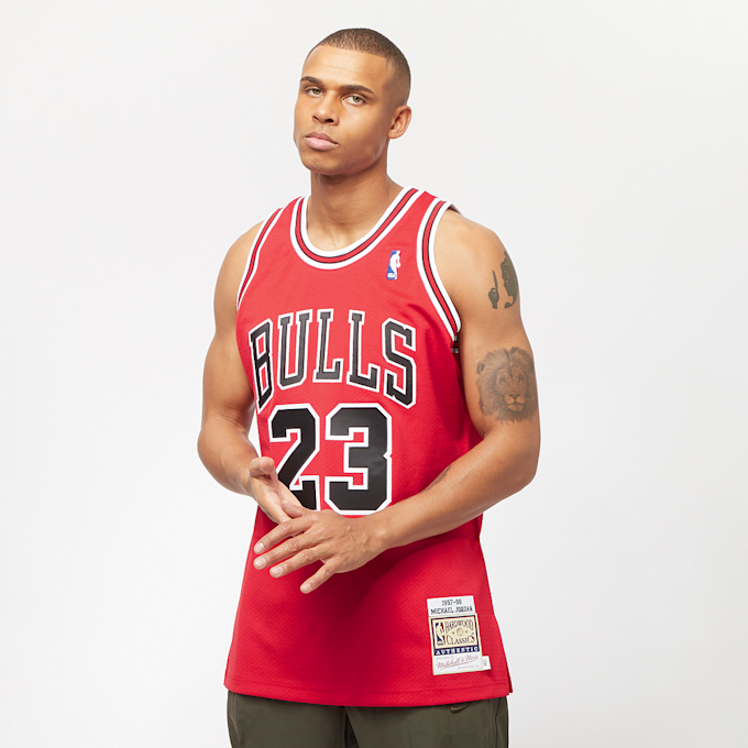 Mitchell & Ness 01886057 rojo | AJY4GS18399-CBUSCAR97MJO | SNIPES