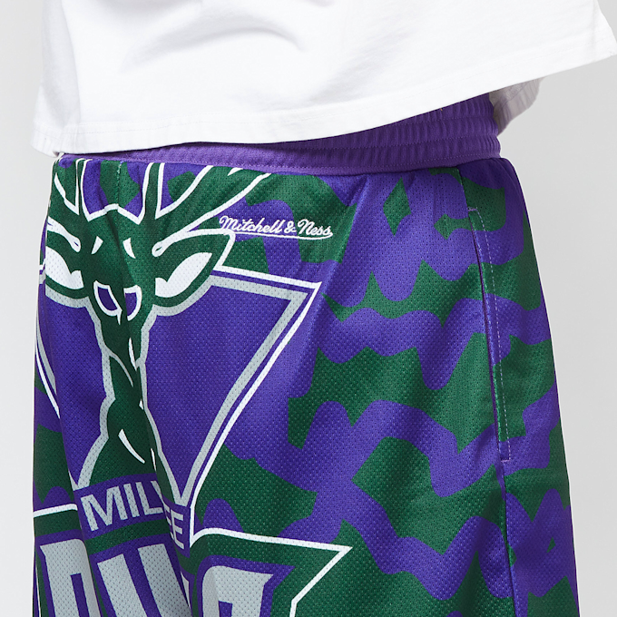 Mitchell & Ness NBA M. BUCKS Jumbotron 2.0 Sublimated Short ...