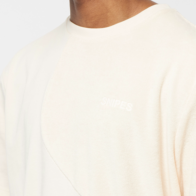 SNIPES Small Bold Logo Organic Cut Fabric Mix Tee beige | SM222-010-1 ...