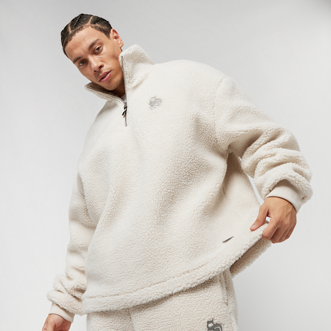 SNIPES Large Old English Logo Oversized Sherpa Troyer beige | SM224-012 ...
