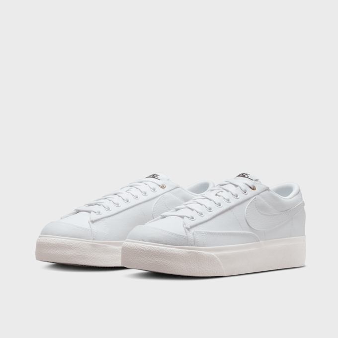 Nike Wmns Blazer Low Platform