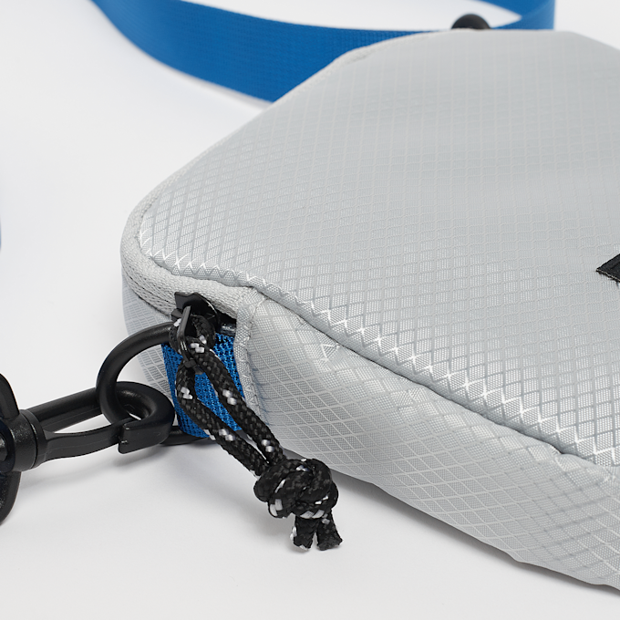 SNIPES Woven Label Basic Logo Square Bag multicolore | SA232-008-1 | SNIPES