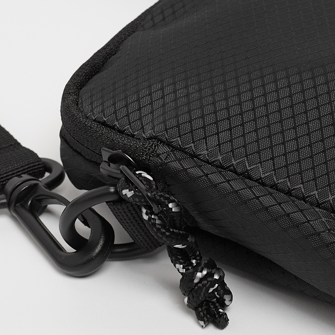 SNIPES Woven Label Basic Logo Square Bag multicolor | SA232-008-2 | SNIPES